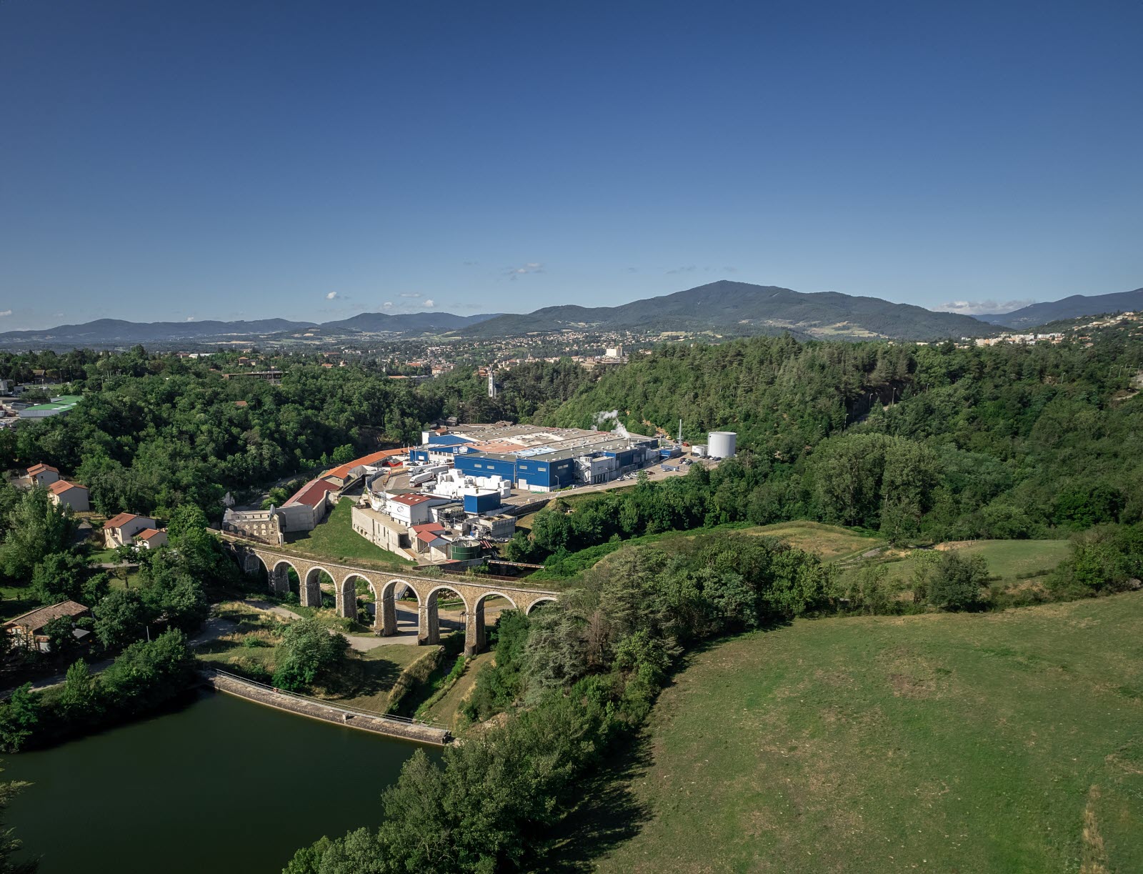 MPH1865 : 160 Ans de Résilience Industrielle, du Chiffon au Papier ...